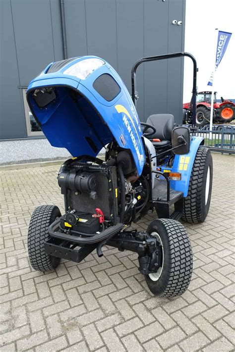 New Holland Boomer 30 • VM Service
