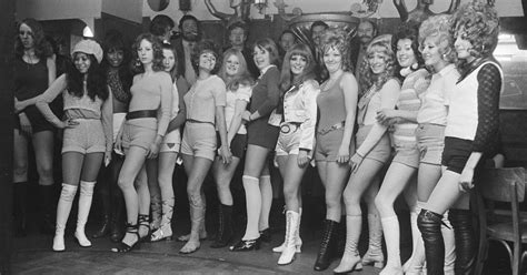 The Great Leg Show — Bunk History