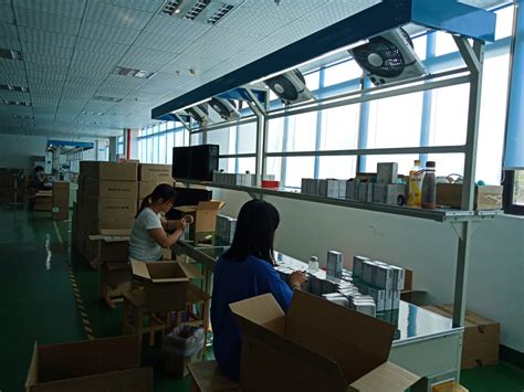 Assembling Apex Led Lighting