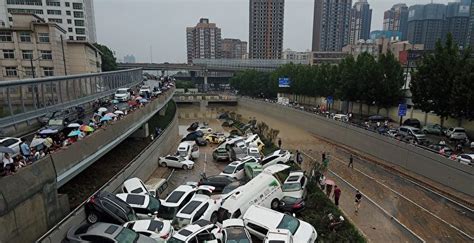 【一線採訪】河南公布洪災302死 被質疑 鄭州 水災 暴雨 大紀元
