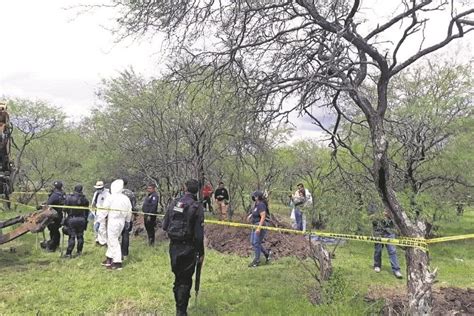 MichoacÁn Suman 17 CadÁveres Encontrados En Fosa Clandestina Sol Yucatán