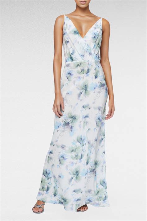 Hire Corrine V Neckline Maxi Dress Bec And Bridge Glamcorner