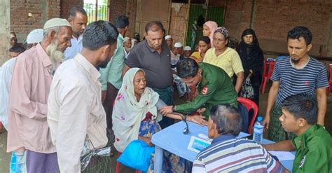 သဘာဝဘေးအန္တရာယ် ကျရောက်သောဒေသများတွင် တပ်မတော်မှ ကူညီကယ်ဆယ် ရေးအဖွဲ့မ