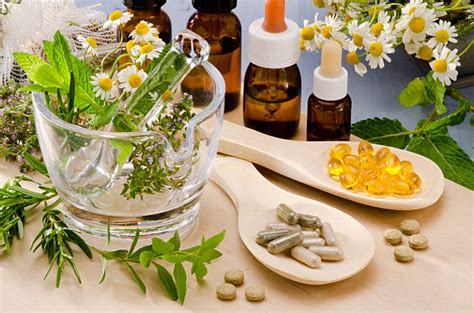 2260500 Medicina Alternativa Fotografías De Stock Fotos E Imágenes