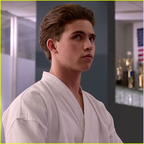 Cobra Kai Season 6 Cast 12 Actors Expected To Return 1 Star