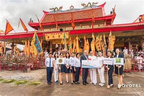 Novotel Phuket Phokeethra Staffs Donate Money Water Rice And Oil To