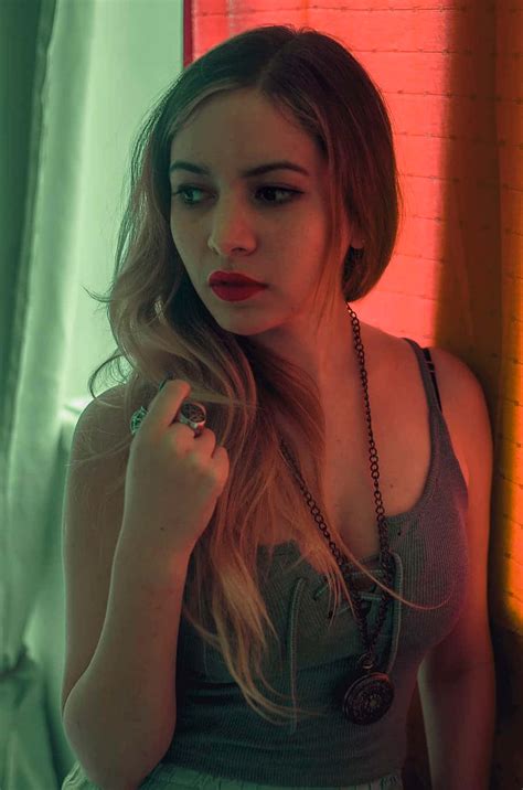 [200 ] Vacker Flicka Bilder