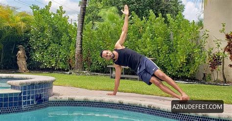 Cham Feet Aznudefeet Men