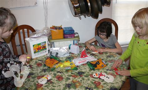 Model Magic Snowmen 3 Dinosaurs