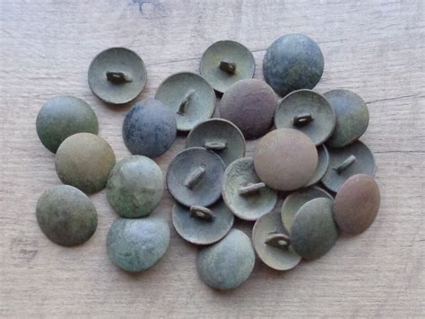 Set Of 25 Vintageantique Brass Bronze Copper Buttons 19 20th Century