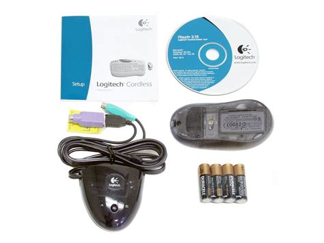 Logitech Cordless Navigator Duo 967232 0403 Silver Rf Wireless Keyboard