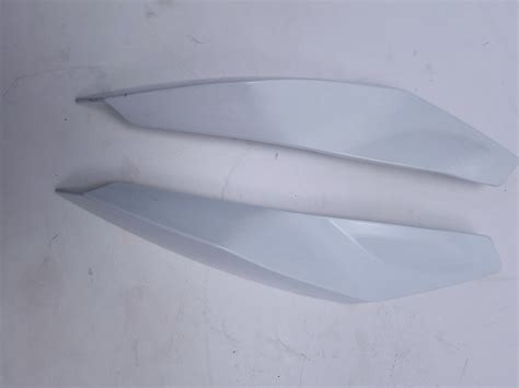 Headlight Mask Spoiler Lh Rh Ktm690 Ktm 690 Duke 08 10 7560800300020a