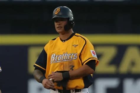 【中職】林智勝韌帶無須再動刀 6月嘗試握棒打擊 ｜ 棒球筆記