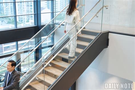 계단 오르기 효과 정말 좋나요 계단 오르기 운동 방법과 효과 데일리노트