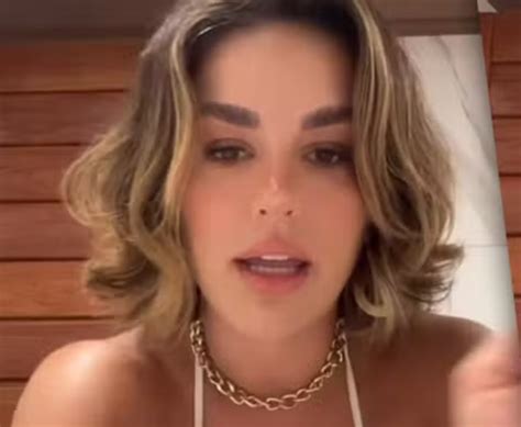 Kéfera Buchmann Se Desculpa Com Fãs Após Ir Embora De Festa De Réveillon