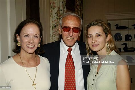 Sandra Mcconnell Howard Oxenberg And Nadia Oxenberg Attend News Photo Getty Images