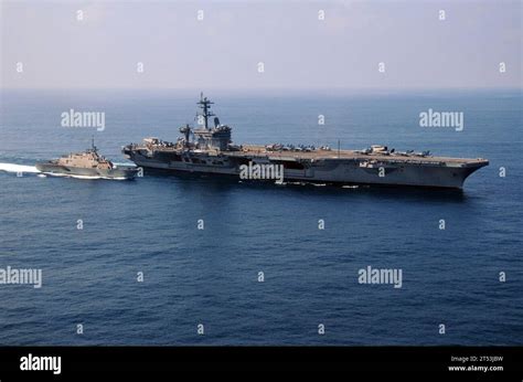 Carl Vinson Littoral Combat Ship Navy Replenishment At Sea Ships Us Navy Unrep Uss Carl