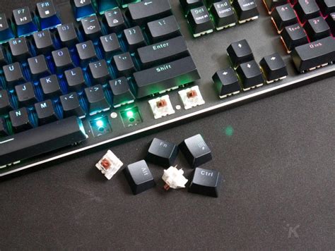 Review The Glorious GMMK Gaming Keyboard