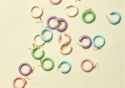 Heather Heavy Carve Fakelite Hoop Earrings Miss Cecelia Rose