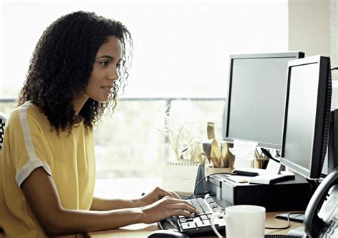 Top Reasons To Hire React Native Developer For Your Mobile App Development Project