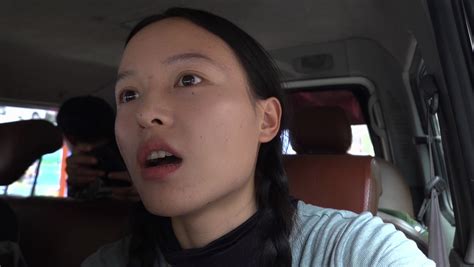 小镇女孩的人生初体验｜第一次出国，第一次重装长线徒步，ebc徒步之旅全程记录 山肆十四 山肆十四 哔哩哔哩视频