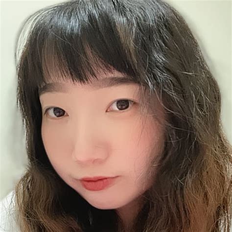 徐曼軒 Candycc On Threads