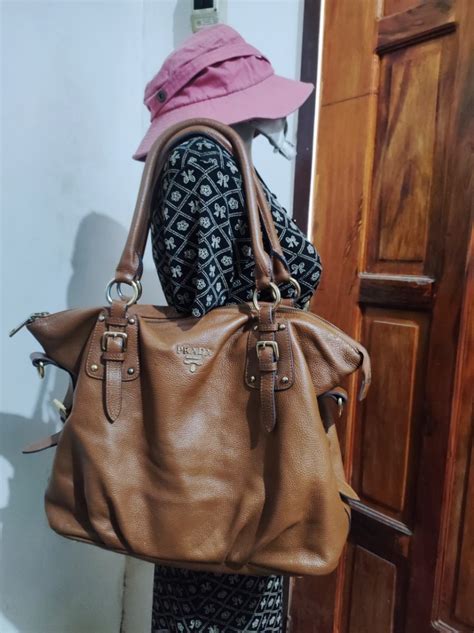 Prada Luxury Bags And Wallets On Carousell
