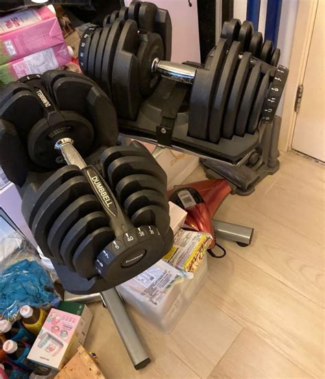 可調 啞鈴 40kg X2 連架 運動產品 運動與健身 運動與健身 舉重和啞鈴 Carousell