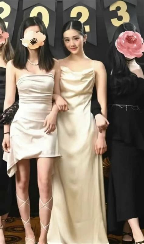 Grace惊鸿（互fo） On Twitter 看了黄多多班级舞会合照才知道原来真的只有85后土的世界达成了！想当年非主流多火啊，那时候还