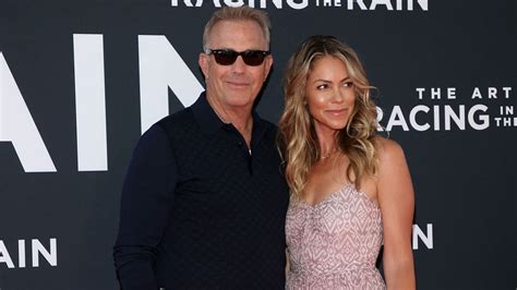 Kevin Costners Wife Christine Files For Divorce After 18 Years Of