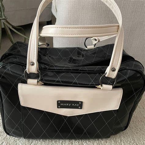 Mary Kay Vintage S S Black And Ivory Mary Kay Gem