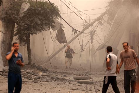 Israel realiza mais de ataques aéreos a Gaza e atinge campo de refugiados número de vítimas