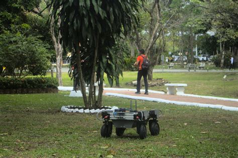Omni Trak Swerve Mobile Robot Octavio Echeverria