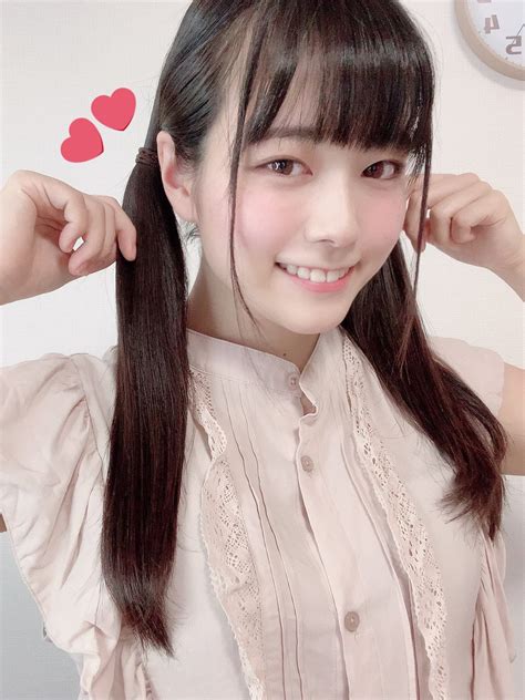 東雲うみ 2ndグラビアDVD発売中の部屋 グラドル自画撮り部 の部室