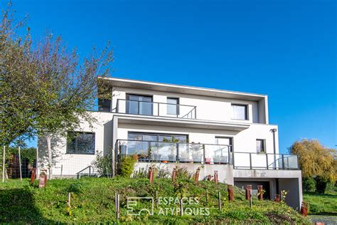 Vente Maison d architecte avec vue sur la vallée de la Loire à LA