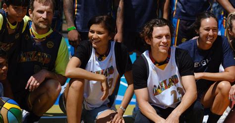 Tom Holland And Zendayas Relationship Timeline Photos