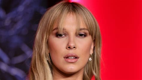 Millie Bobby Browns Chrome Engagement Manicure Gleams Brighter Than