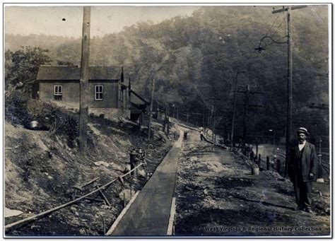 East 4th Avenue East Williamson Wv 1915