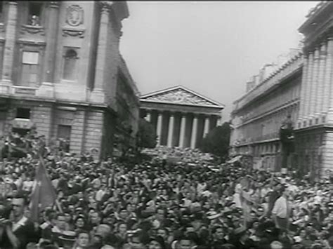 2621 Liberation Of Paris Stock Videos Footage And 4k Video Clips