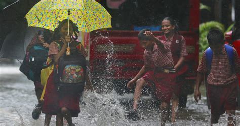 Monsoon In Kerala Rain In Karnataka Monsoon Rains To Continue In