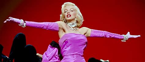 Marilyn Monroe Life Story Of A Hollywood Sex Symbol Thecollector