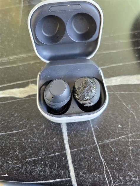 Sad News Samsungs Galaxy Buds Fe Suddenly Explode Leaving One User
