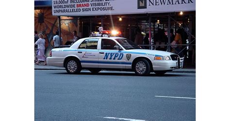 Арестуваха българка с 39 кражби в Швейцария