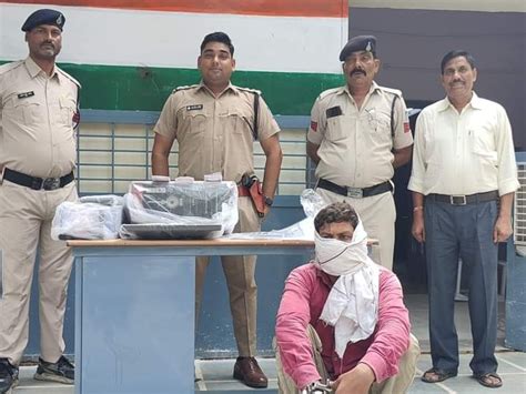 Fake Notes Seized In Sabalgarh सबलगढ़ में नकली नोट जब्त मधुमक्खी