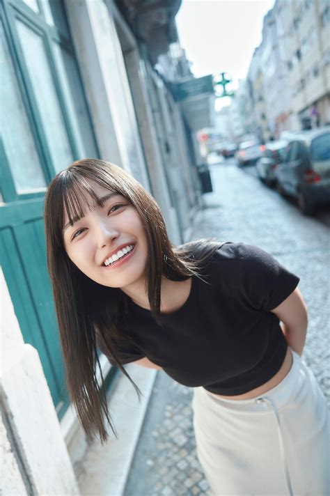 乃木坂46五百城茉央、1st写真集発売決定！「ポルトガルへ旅に出てきました」 The First Times