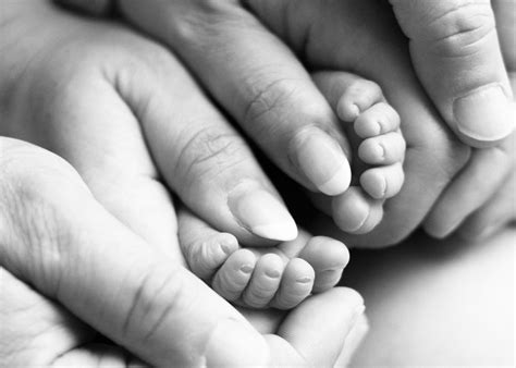 Newborn Details Photography Hands And Feet — Kim Forrester Photography