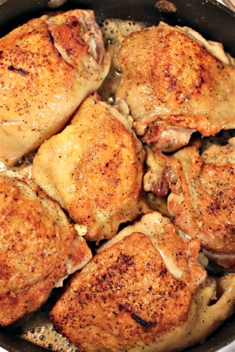 Easy Keto Friendly Low Carb Chicken Skillet