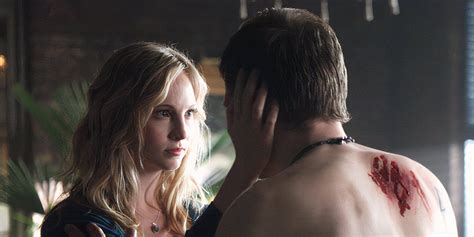 Klaus And Caroline Kiss Season 5