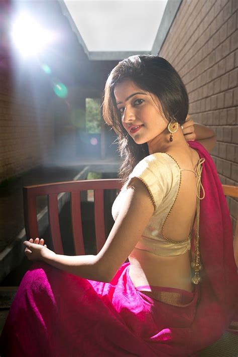 9540619990 Book Genuine Russian Call Girls In Saket Delhi Escorts