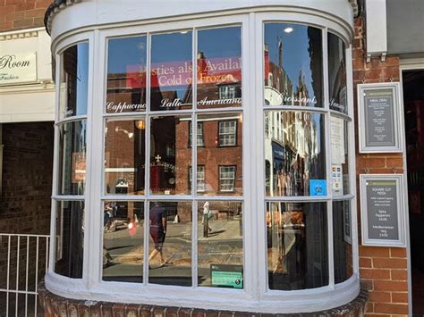 Mines A Pasty Ltd Lymington Restaurant Reviews Photos And Phone